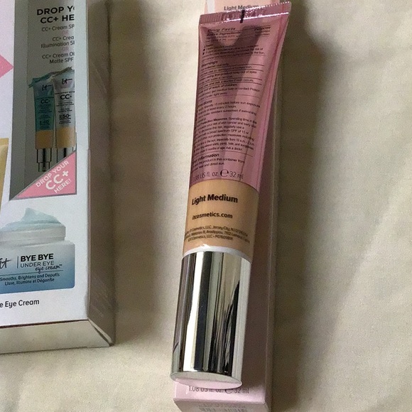 it cosmetics | Makeup | It Cosmetics Cc Kit Limited Edition | Poshmark
